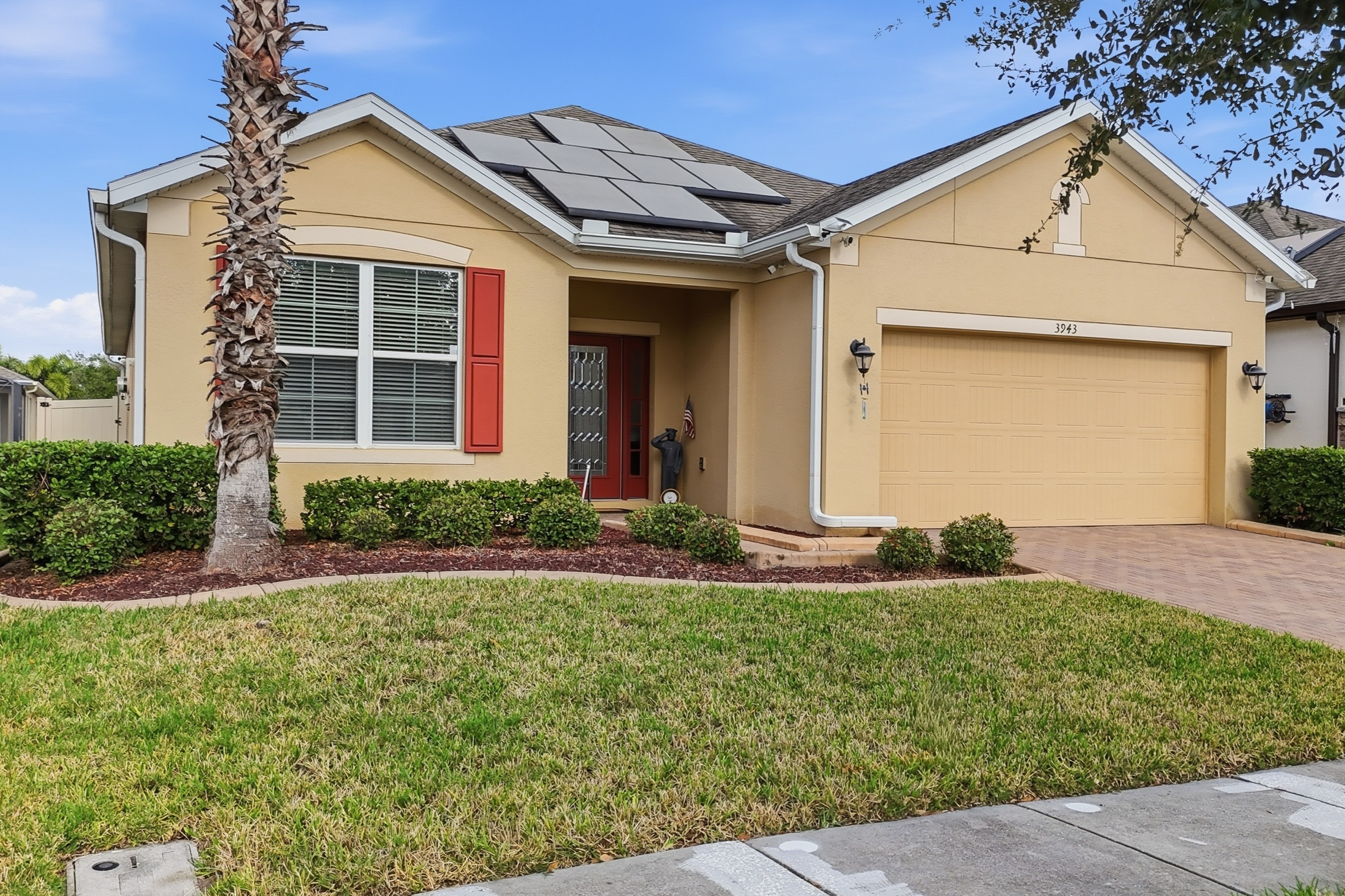 3943 Green Sabal Drive